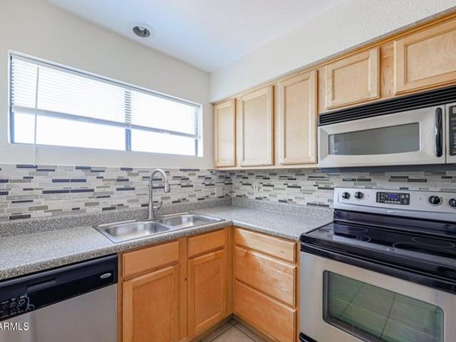 11640 N 51st Ave Apt 212, Glendale, AZ 85304