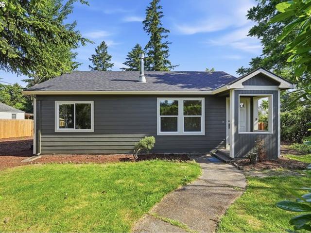 11641 NE Siskiyou St, Portland, OR 97220