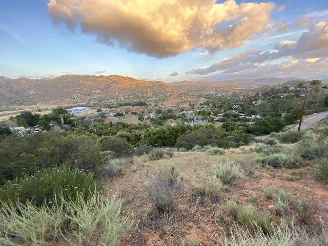 11642 HI Ridge Rd Unit 8, Lakeside, CA 92040