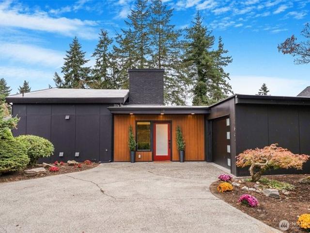 11647 Beacon Ave S, Seattle, WA 98178