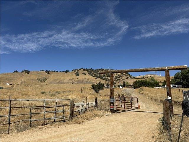 11647 Cameron Canyon Rd, Tehachapi, CA 93501