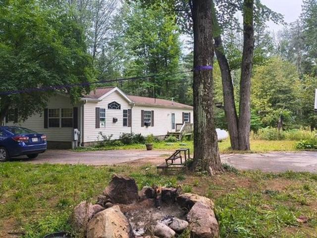 11649 Kosir Ln N, Athelstane, WI 54104