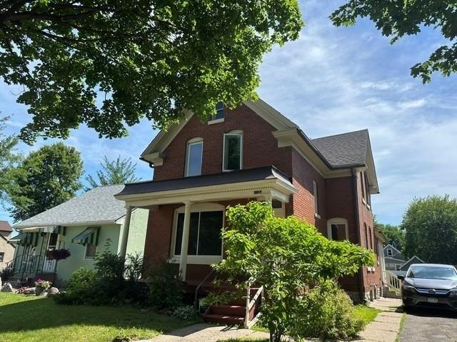 1164 Matilda St, Saint Paul, MN 55117