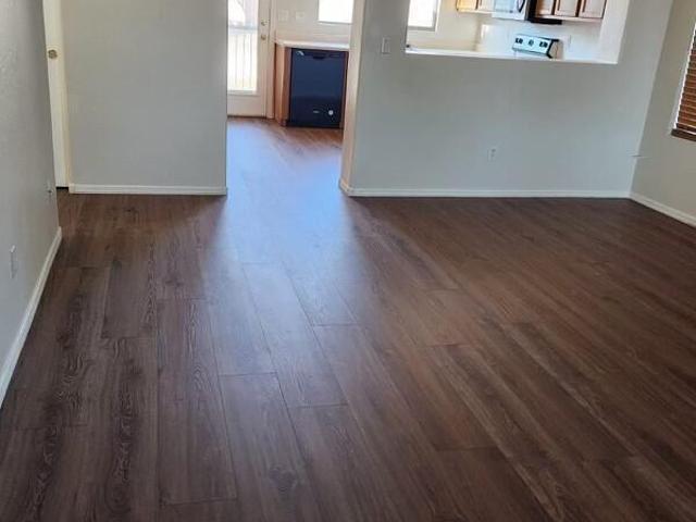 1164 N 90TH Place