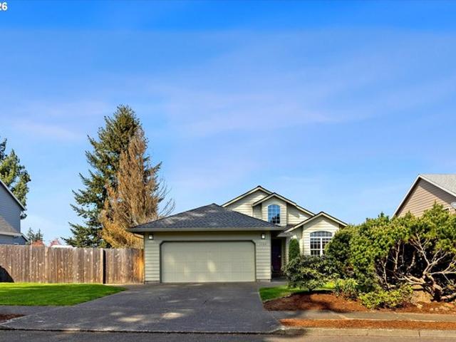 1164 NE 14th Pl, Canby, OR 97013