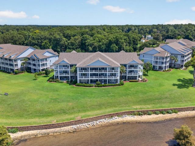 1164 Bridgeview Lane D 202