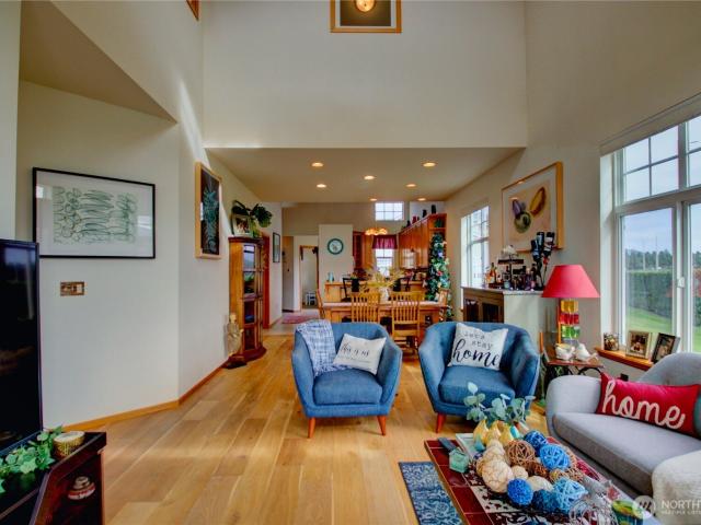 1164 Decatur Cir, Burlington, WA 98233 | MLS #2504 | Compass