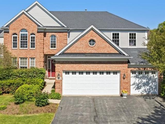 1164 Dorr Dr, Sugar Grove, IL 60554