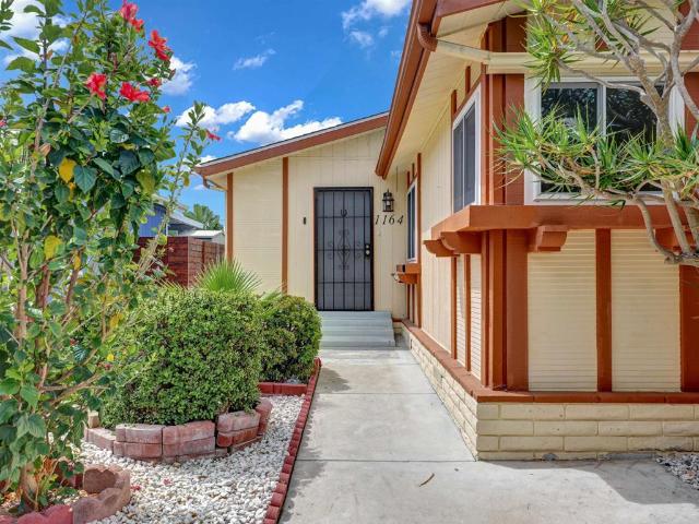 1164 Via Santa Paulo, Vista, CA 92081 | MLS #NDP2603