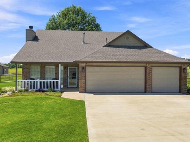 11650 Skyline Dr, Collinsville, OK 74021