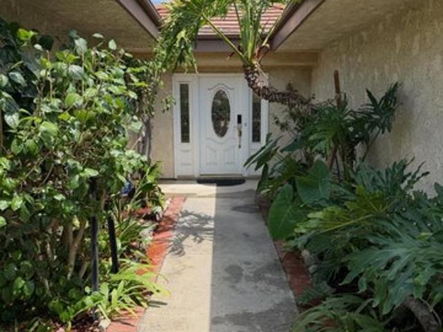 11651 Poplar St, Loma Linda, CA 92354