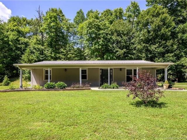 11654 S Old Bear Creek Rd, Pekin, IN 47165