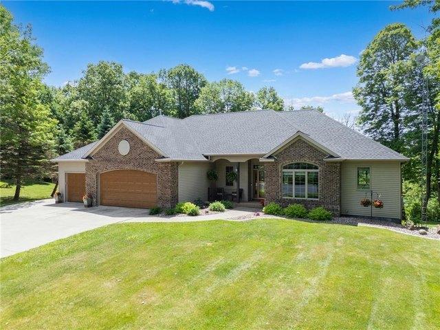 11655 Castle Bluff Ln SW, Stewartville, MN 55976