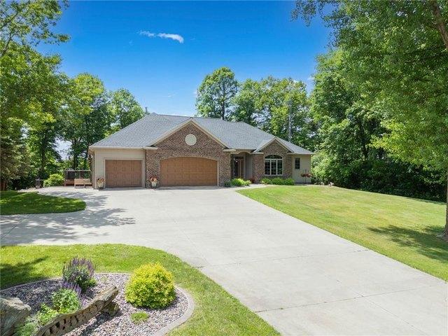11655 Castle Bluff Ln SW, Stewartville, MN 55976