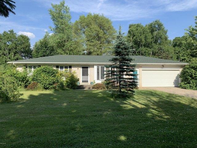 11658 8th Ave NW, Grand Rapids, MI 49534