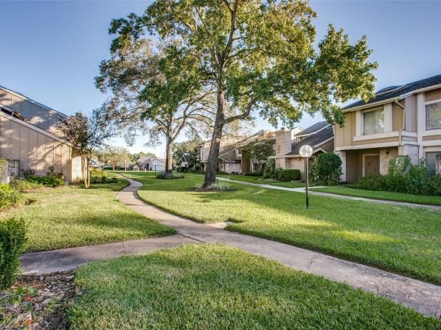11658 Lakeside Park Drive 313