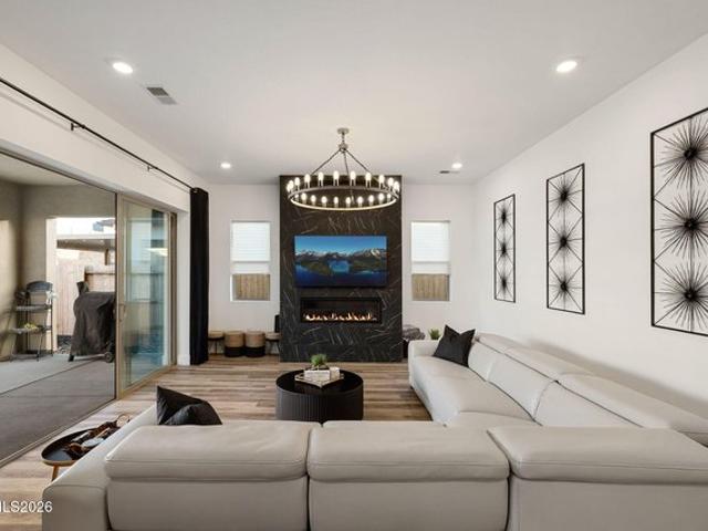 11658 Sugarloaf Peak Dr, Sparks, NV 89441