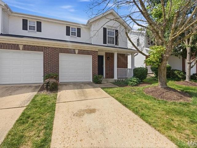 1165 Big Bend Crossing Dr, Valley Park, MO 63088