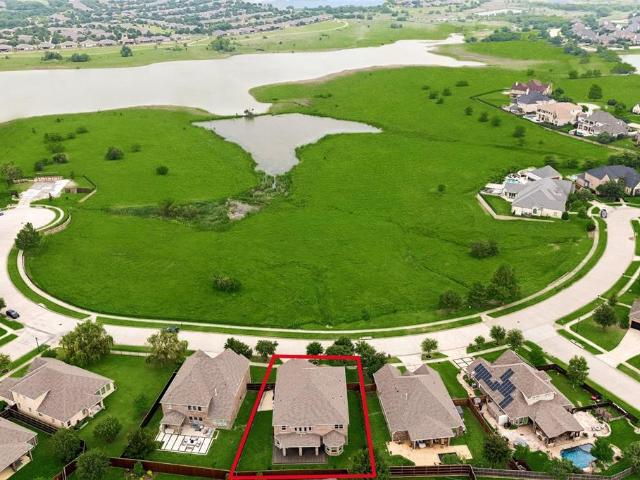 1165 Clearwater Drive