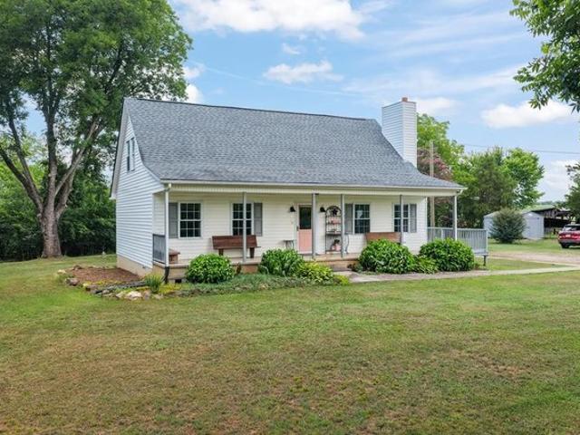 1165 Hackberry Rd, Sutherlin, VA 24594