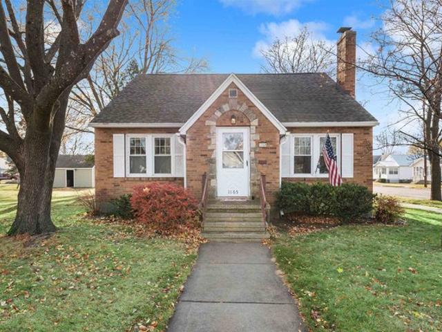 1165 Logan Ave, Marinette, WI 54143