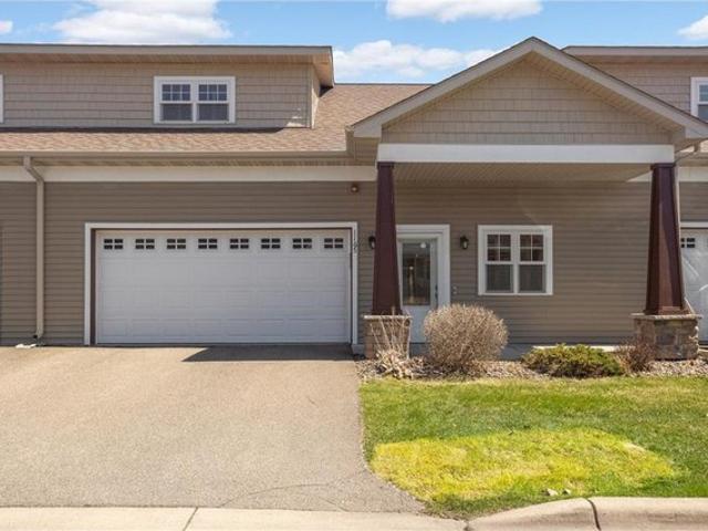 1165 Parkwood Ln, Stillwater, MN 55082
