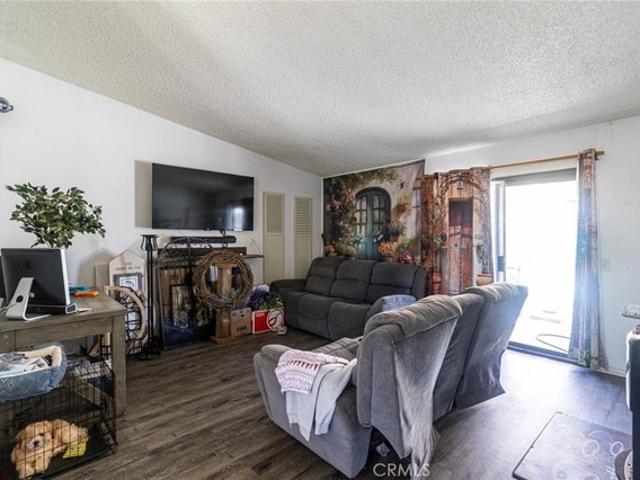 1165 Timpanogus Ct, San Jacinto, CA 92583