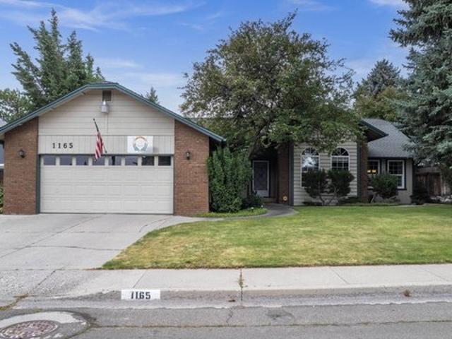 1165 W Winnie Ln, Carson City, NV 89703