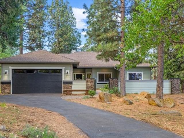 11660 Kestrel Rd, Klamath Falls, OR 97601
