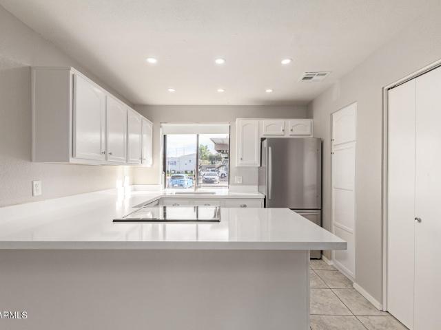 11666 N 28th Dr, Unit 120, Phoenix, AZ 85029 | MLS #6974 | Compass