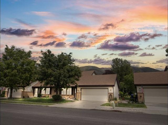 1166 N 700 W, Centerville, UT 84014