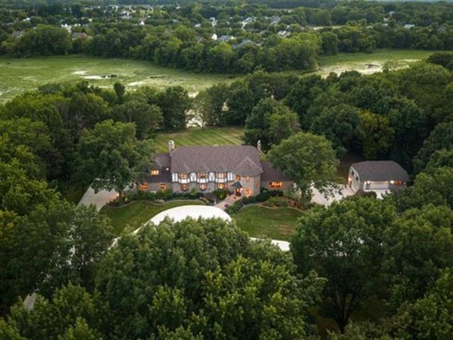 1166 Nightingale Blvd, Stillwater, MN 55082