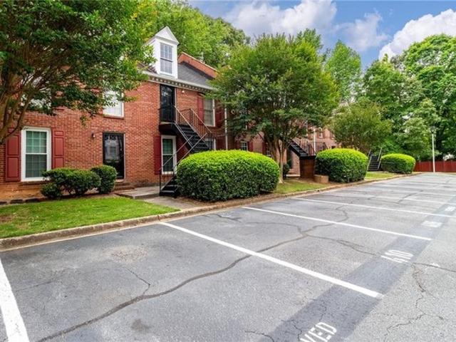 1166 Booth Rd SW Apt 402, Marietta, GA 30008