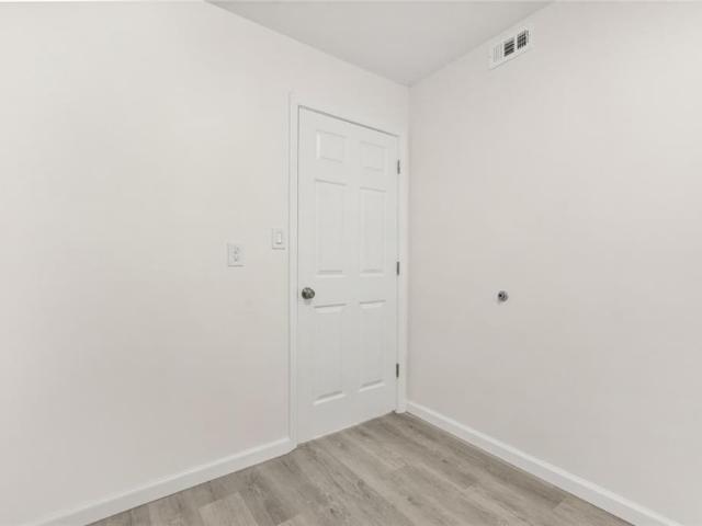 1166 Booth Road SW 202