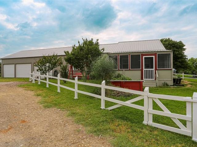 1166 County Road 403, Comanche, TX 76442