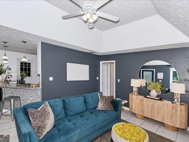 1166 Valentine Court