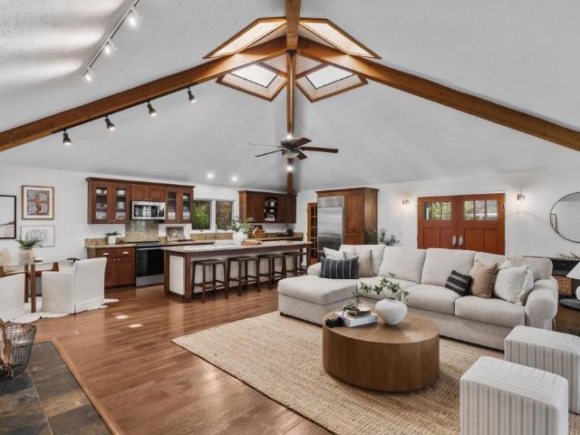 11670 Tierra del Sur