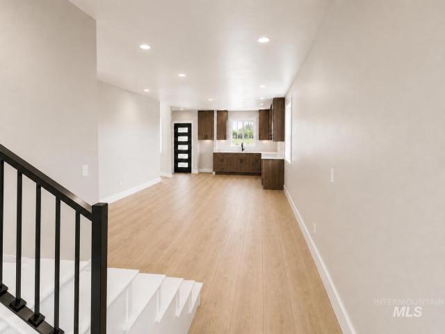 11674 W Endsley Ln