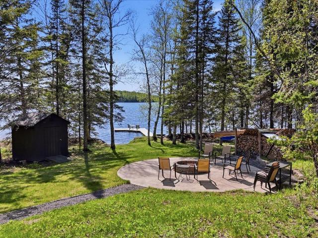11679 Lakeshore Drive
