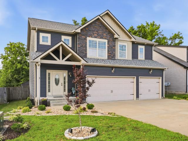 1167 Eagles Bluff Dr