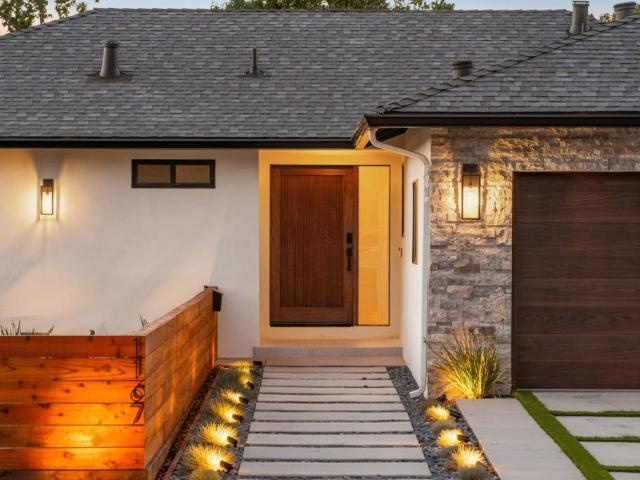 1167 Lynn Way