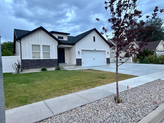 1167 S Haight Creek Dr, Kaysville, UT 84037