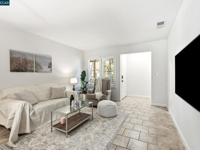1167 Saint Matthew Pl 102