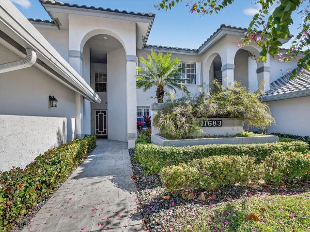 11683 Briarwood Cir, Unit 3, Boynton Beach, FL 33437 | MLS #R11164 | Compass