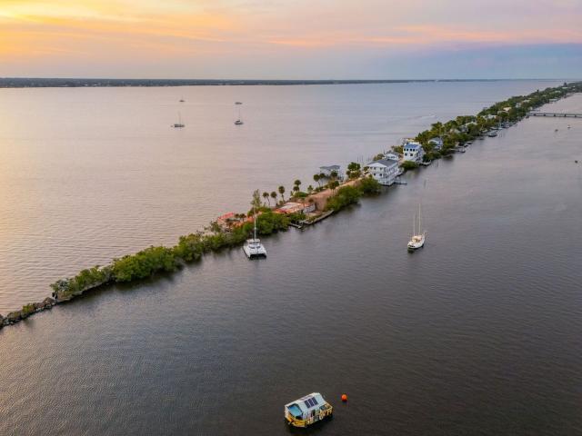 11680 Dragon Point Drive, Merritt Island, US, FL