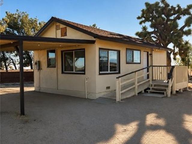 11687 Bellflower St, Victorville, CA 92392
