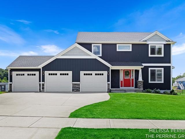 11684 Ridge Water Dr NE, Sparta, MI 49345