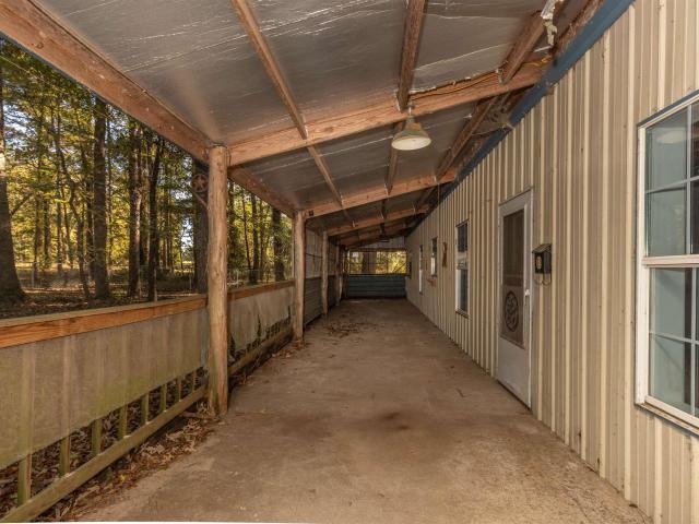 11686 Highway 135, Troup, TX 75789 | MLS #25015 | Compass