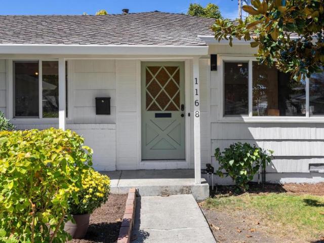 1168 Las Palmas Drive