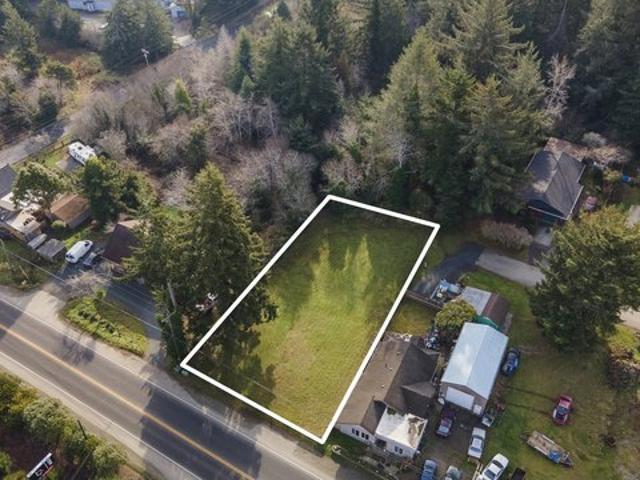 1168 2nd St SE, Bandon, OR 97411